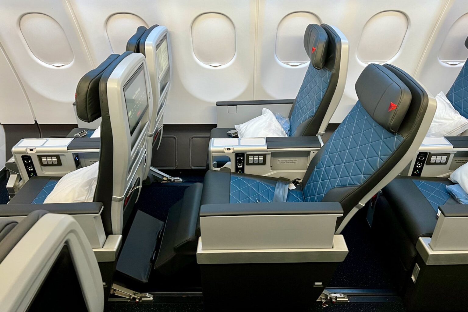 Sit up front: The ultimate guide to getting upgraded on Delta flights ...